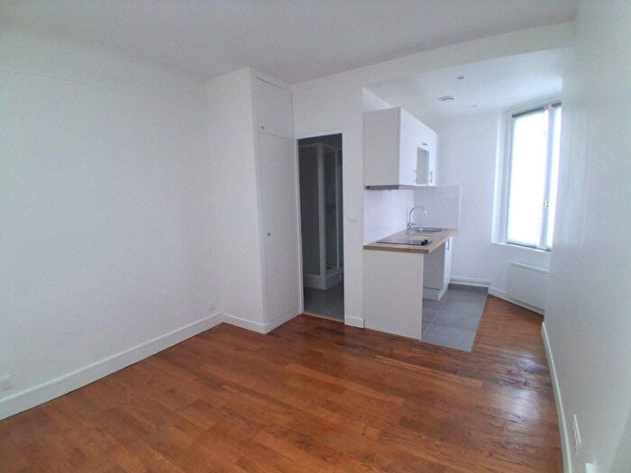 Issy-les-Moulineaux - Appartement 1 pièce à louer