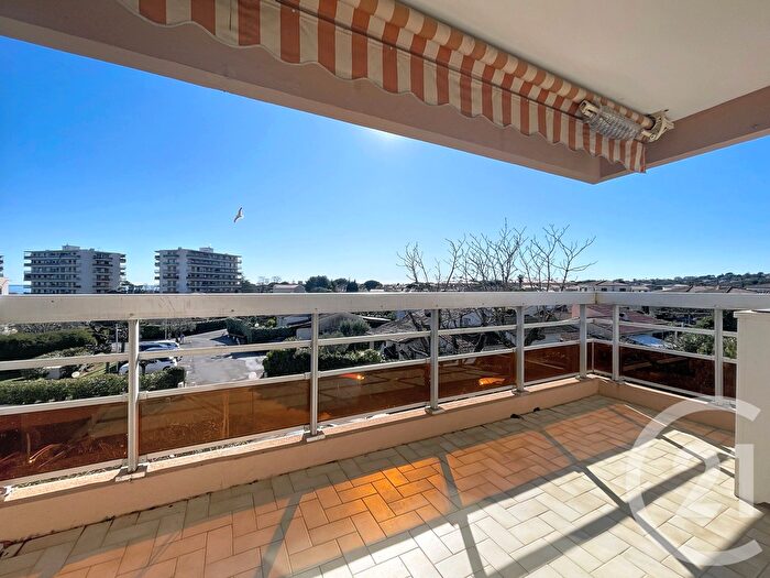 Appartement à vendre - Antibes, Rastines, Super Antibes, Laval, La Fontonne - 3 pièces - 2 chambres