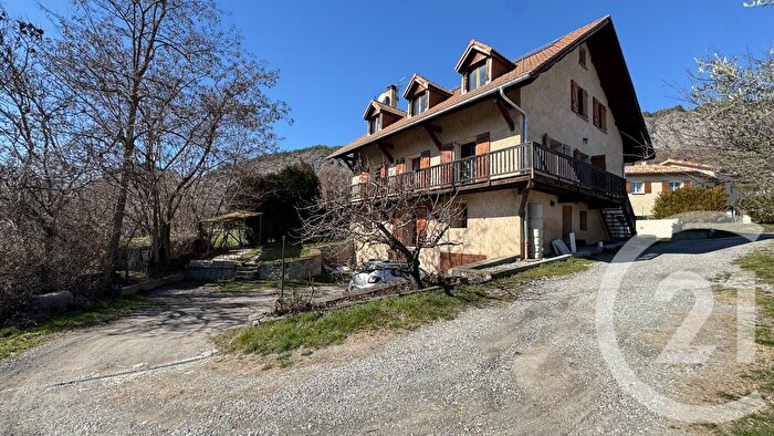 Maison à vendre - Lettret - 11 pièces - 8 chambres