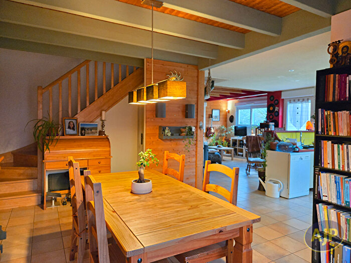 Maison à vendre - Guégon - 6 pièces - 4 chambres