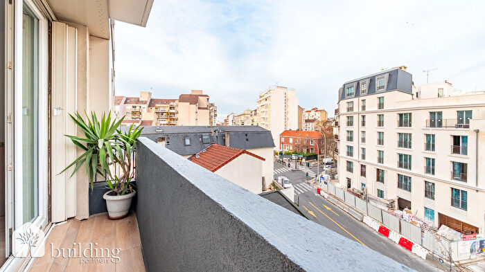 Appartement 4 pièces à vendre à Courbevoie, Marceau République