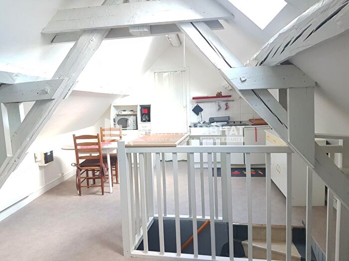 Appartement à louer - Valenciennes, Cheminots, Acalas, Fb de Lille - 1 pièce