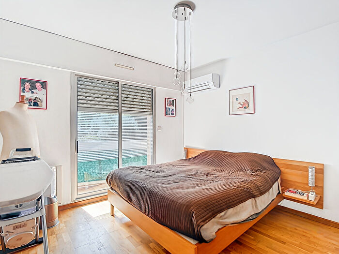 Appartement à vendre - Marseille e , Mazargues - 4 pièces - 3 chambres