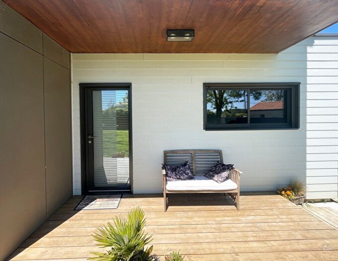 Maison à vendre - Pont-lAbbé-dArnoult - 8 pièces - 4 chambres