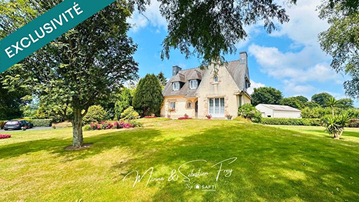 Maison à vendre - Ploumilliau - 6 pièces - 5 chambres