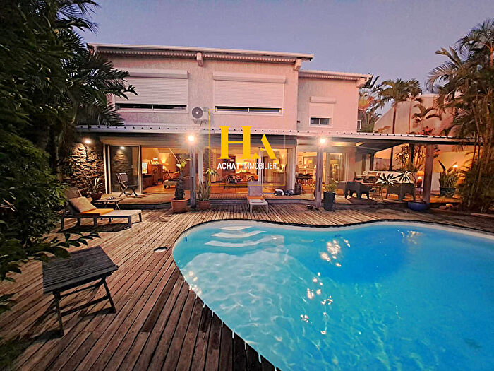 Maison à vendre - Saint-Pierre, La Cafrine - 6 pièces - 3 chambres