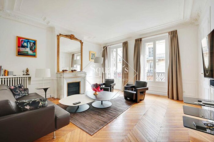 Paris 16ème, Auteuil-Nord, Jasmin, Mirabeau : Appartement 5 pièces à vendre
