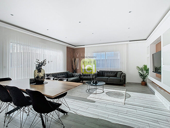 Maison à vendre - Cholet, Val de Moine - 6 pièces - 4 chambres