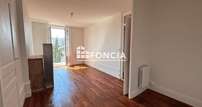 Appartement 1 pièce à Saint Louis, Lyon 7ème arrondissement, à louer