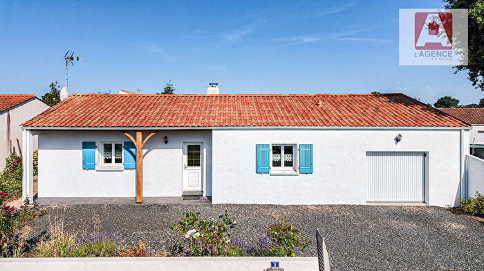 Maison 4 pièces à vendre à La Chapelle-Hermier