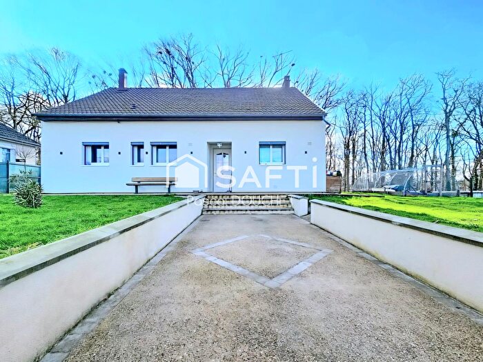 Maison à vendre - Château-Thierry - 6 pièces - 4 chambres