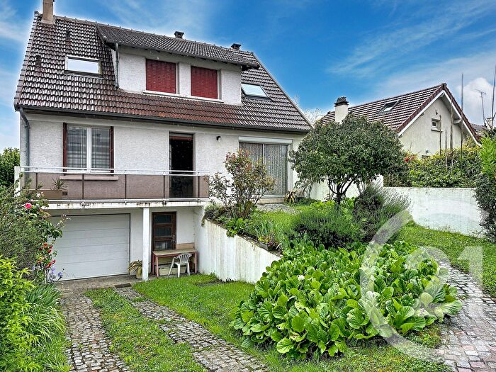 Maison 7 pièces à vendre à Thiais, Clury, Victor Hugo