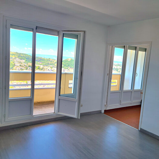 Saint-Étienne, La Dame Blanche, La Richelandière, Montplaisir, Monthieu : Appartement 1 pièce à louer