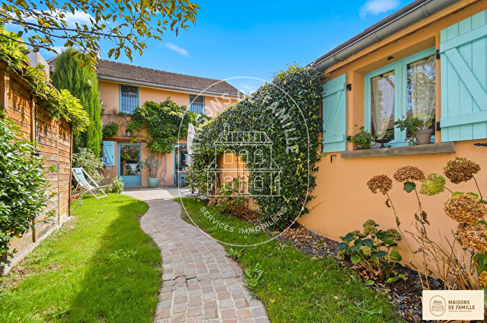 Croissy-sur-Seine : Maison 6 pièces à vendre