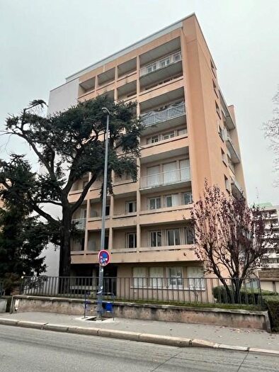 Appartement à louer - Saint-Étienne, Saint-Roch, Vivaraize, Valbenoite, Centre Deux - 2 pièces - 1 chambre