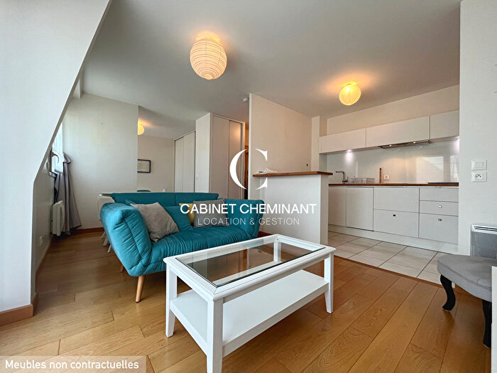 Appartement à louer - Dinard, Saint-Alexandre - 1 pièce