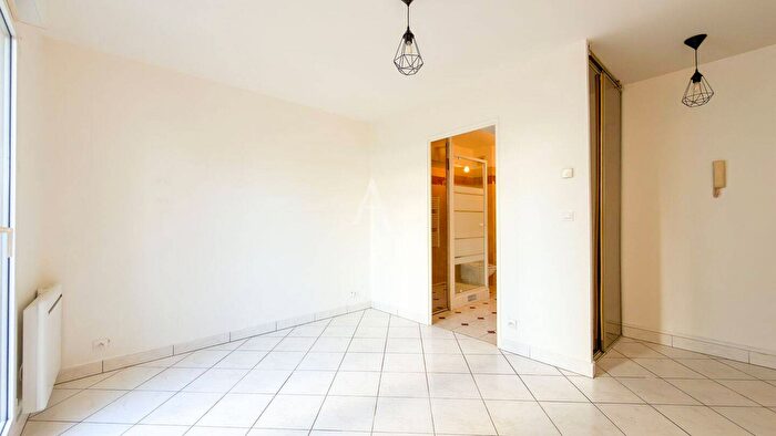 Appartement 1 pièce à louer - Aristide Briand-Saint Hubert-Plateau, Montgeron