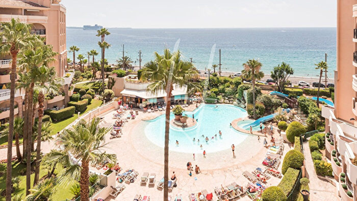 Appartement à vendre - Cannes, Bocca Sud - 2 pièces - 1 chambre