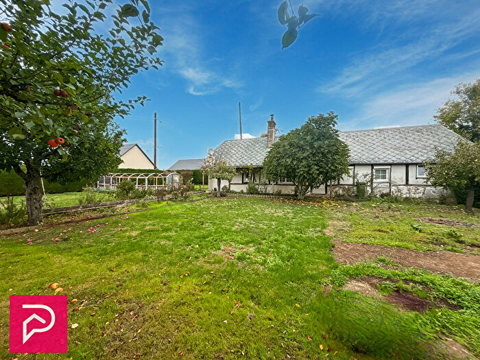 Maison 4 pièces à vendre à Beaumont-le-Roger