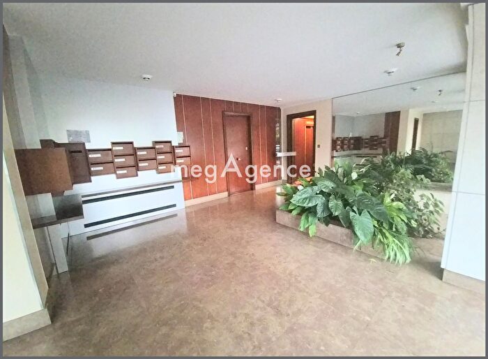 Appartement 1 pièce à vendre - Écully, Chalier, Valvert