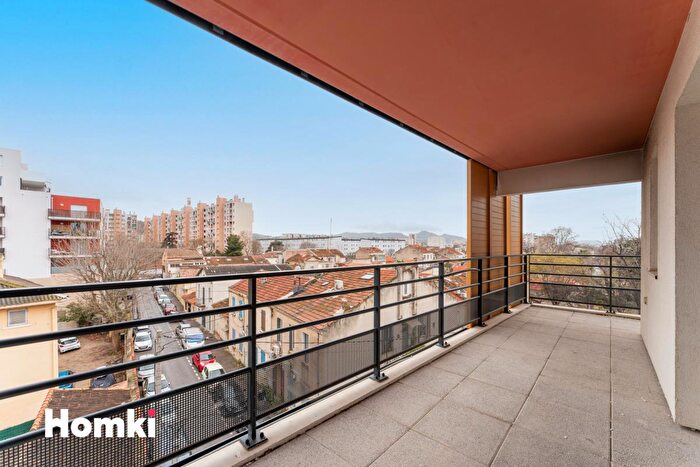 Appartement à vendre - Marseille e , Pont de Vivaux - 3 pièces - 2 chambres