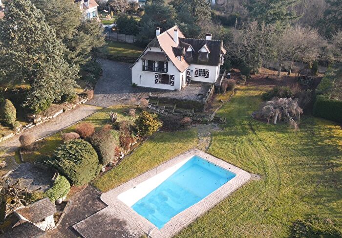 Maison à vendre - Montbouy - 7 pièces - 5 chambres