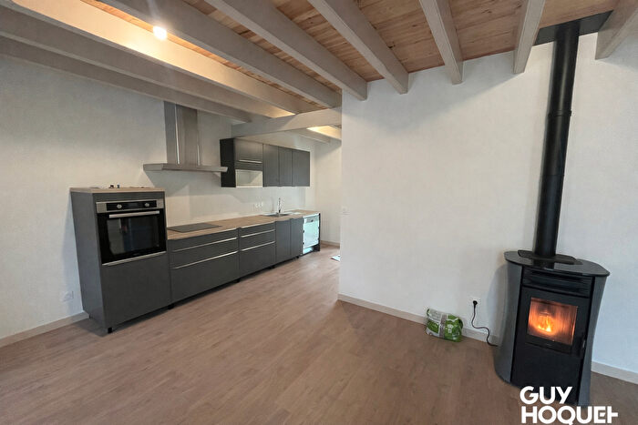 Maison à louer - Guémené-Penfao - 5 pièces - 4 chambres