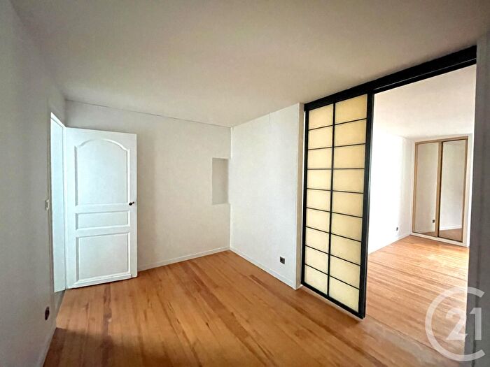 Appartement 4 pièces à Bordeaux, Victor Hugo, à louer