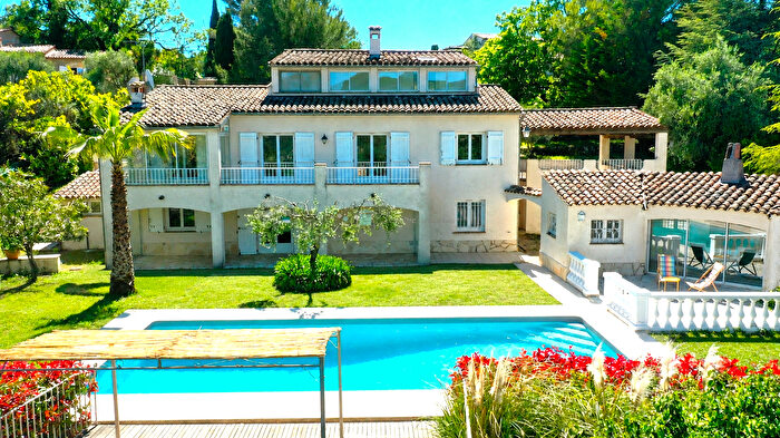 Maison 7 pièces à Cabris, à vendre