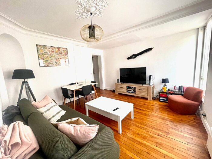 Appartement à louer - Plateau, Charenton-le-Pont - 3 pièces - 2 chambres