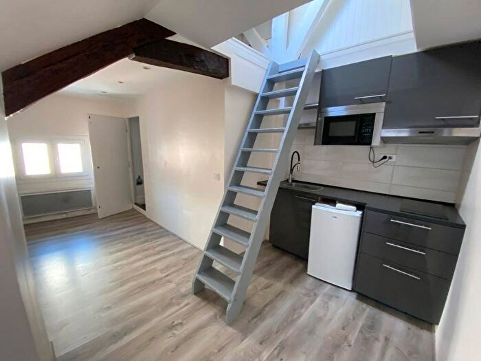 Appartement à louer - Alsace, Saint-Germain-en-Laye - 1 pièce