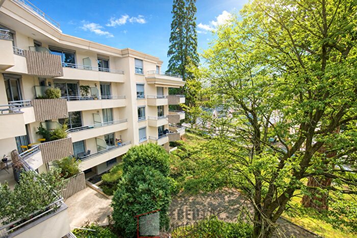 Appartement à vendre - Chamalières, Hauteurs de Chamalières, Les Savarounes - 6 pièces - 4 chambres