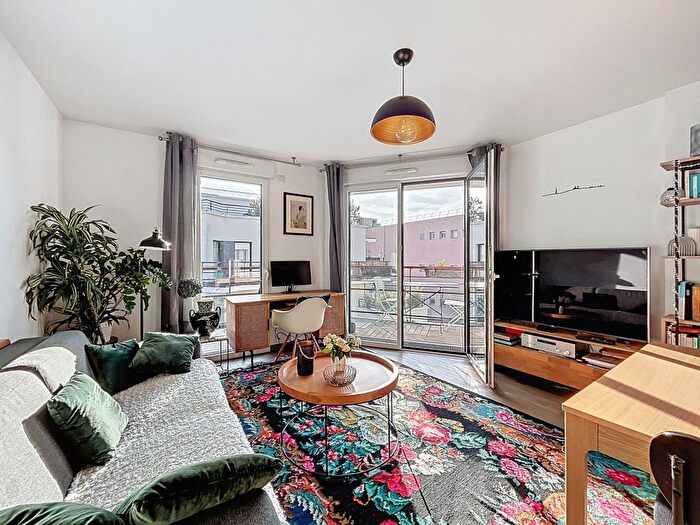 Appartement à vendre - Suresnes, Carnot, Gambetta - 3 pièces - 2 chambres