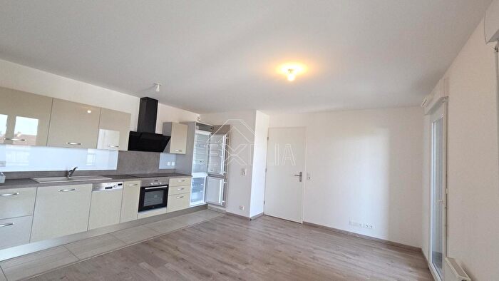 Appartement 3 pièces à Mantes-la-Jolie, Centre-ville, à vendre