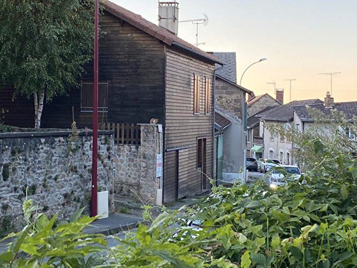 Maison à vendre - Châteauneuf-la-Forêt - 7 pièces - 4 chambres