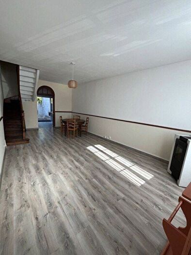 Maison à louer - Centre, Ruelle-sur-Touvre - 4 pièces - 2 chambres