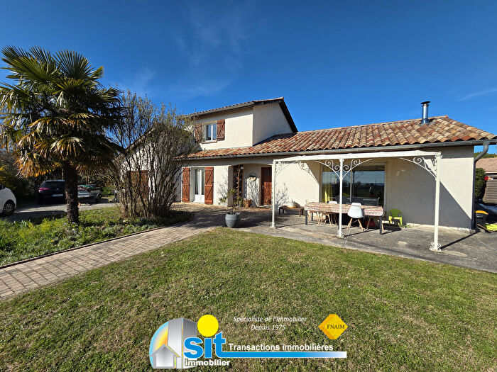 Maison à vendre - Moissieu-sur-Dolon - 6 pièces - 3 chambres