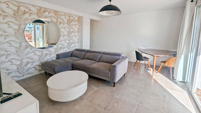Appartement à louer - Carnot, Cannes - 2 pièces - 1 chambre