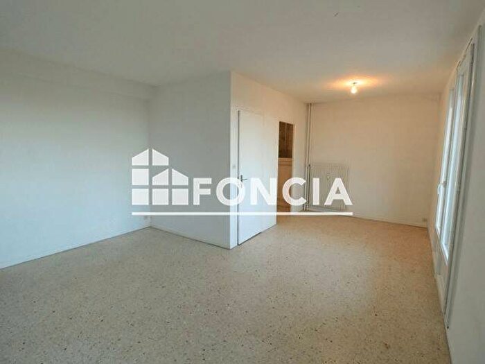 Appartement à louer - Nîmes - 2 pièces - 1 chambre