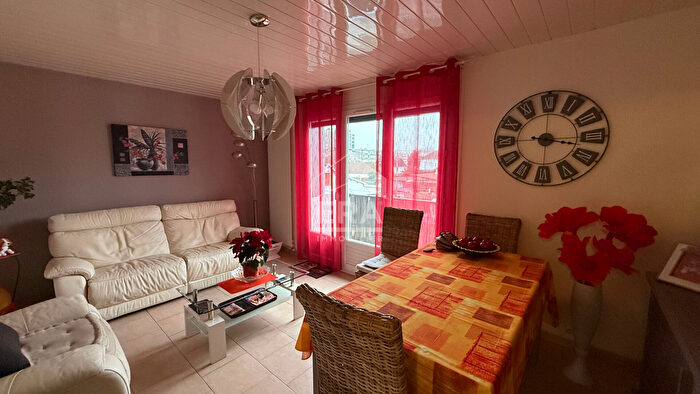 Appartement à vendre - Saint-Étienne-du-Rouvray, Castors, Aviateurs, Champ de Courses - 4 pièces - 3 chambres