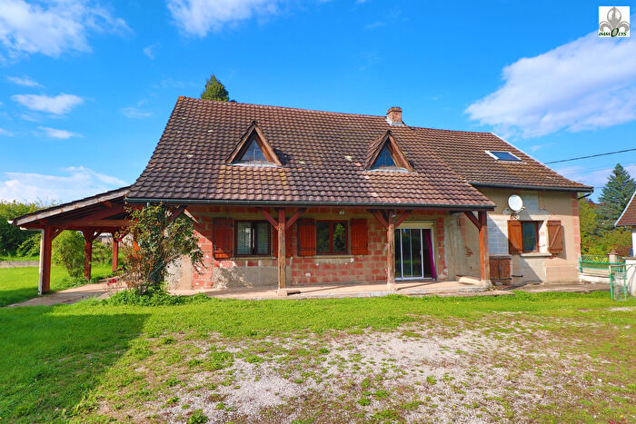 Maison à vendre - Charrey-sur-Saône - 6 pièces - 5 chambres