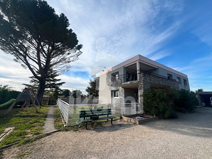 Maison à vendre - Barbières - 8 pièces - 5 chambres