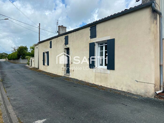 Maison à vendre - Loulay - 4 pièces - 3 chambres