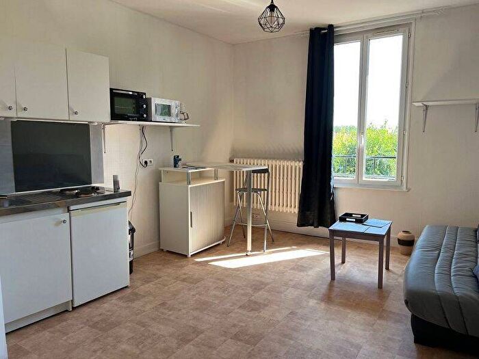 Appartement à louer - Ivry-la-Bataille - 1 pièce