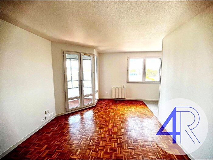 Appartement à louer - La Villette, Lyon ème arrondissement - 1 pièce