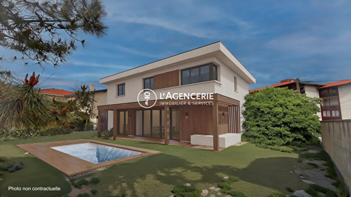 Maison à vendre - Soorts-Hossegor - 9 pièces - 5 chambres