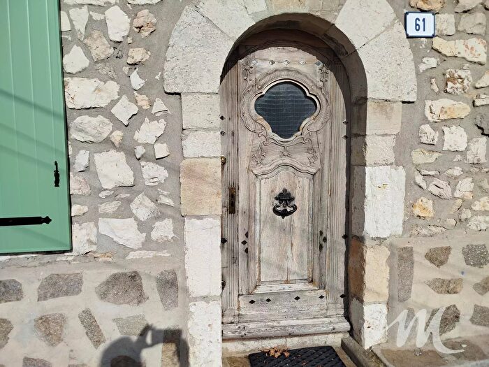 Maison à vendre - Seillons-Source-dArgens - 4 pièces - 2 chambres