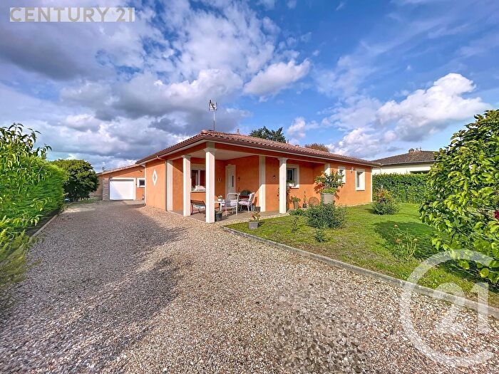 Maison à vendre - Montpon-Ménestérol - 4 pièces - 3 chambres