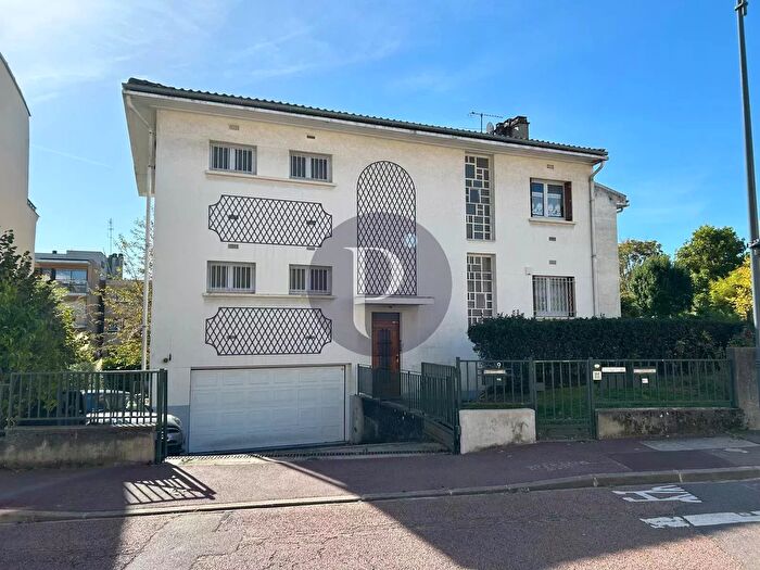 Maison à vendre - Sceaux, Quatre-chemins - 8 pièces - 7 chambres