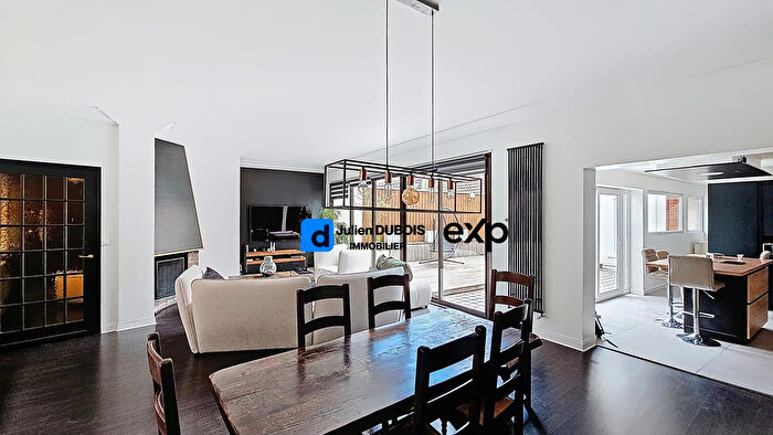 Appartement à vendre - Boulogne-sur-Mer, Basse-ville - 6 pièces - 5 chambres